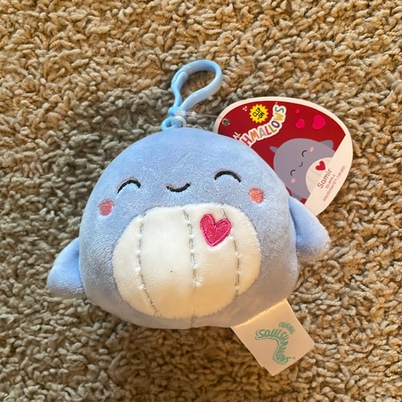 Kellytoy | Toys | Nwt Squishmallows Samir The Blue Whale Clip On Heart ...